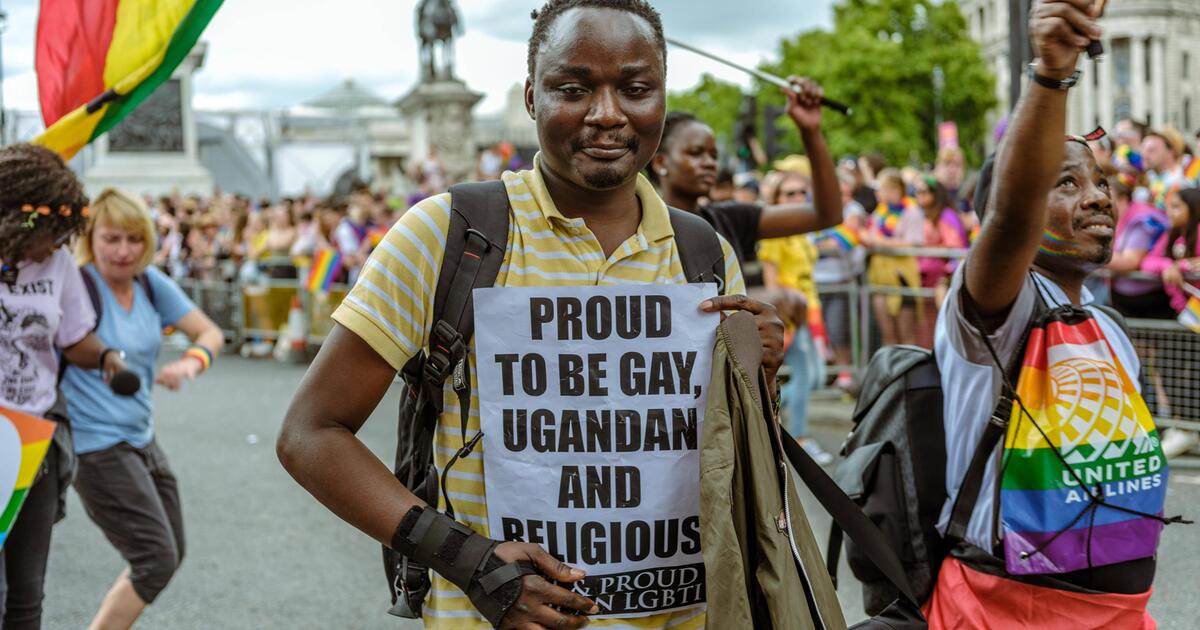 Woher kommt der Hass auf Homosexuelle in Afrika und speziell in Uganda ... Woher kommt der Hass auf Homosexuelle in Afrika und speziell in Uganda ...