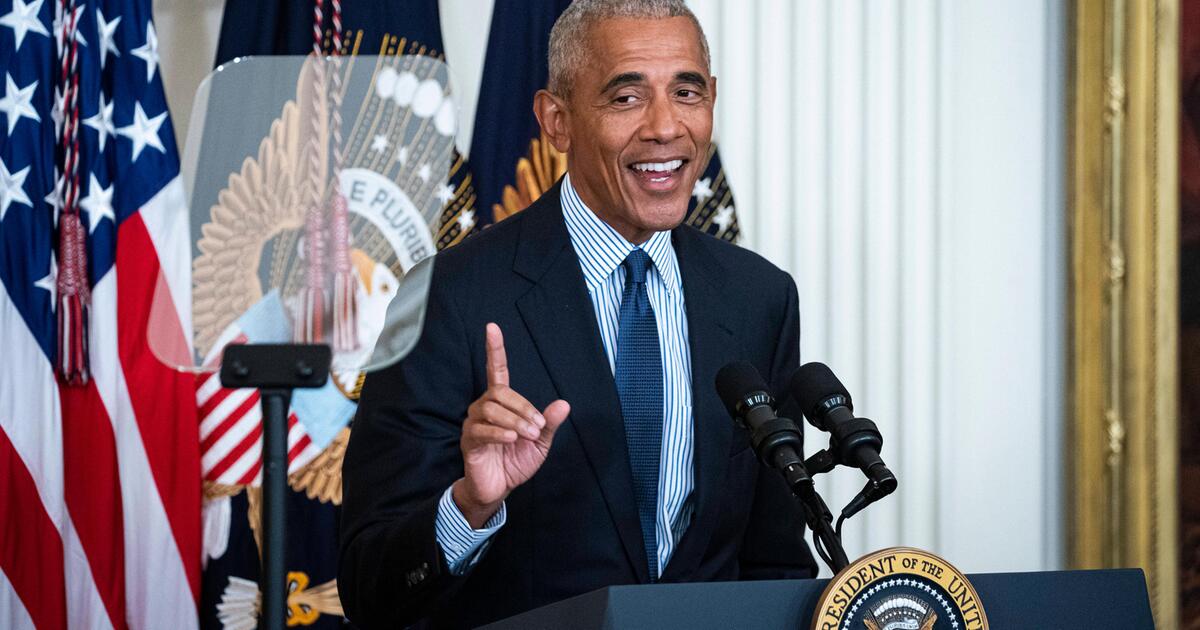Obamas enthüllen ihre Gemälde im Weißen Haus: Ex-Präsident witzelt über ...