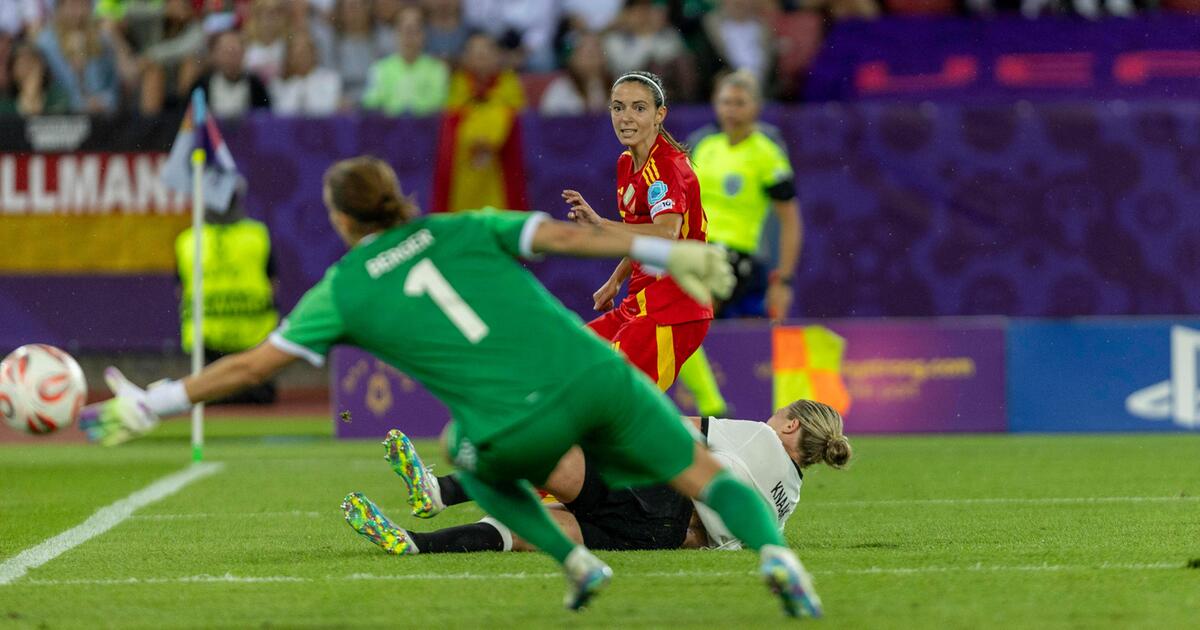 Wie die Weltfußballerin Deutschlands Titanin bezwingen konnte | GMX