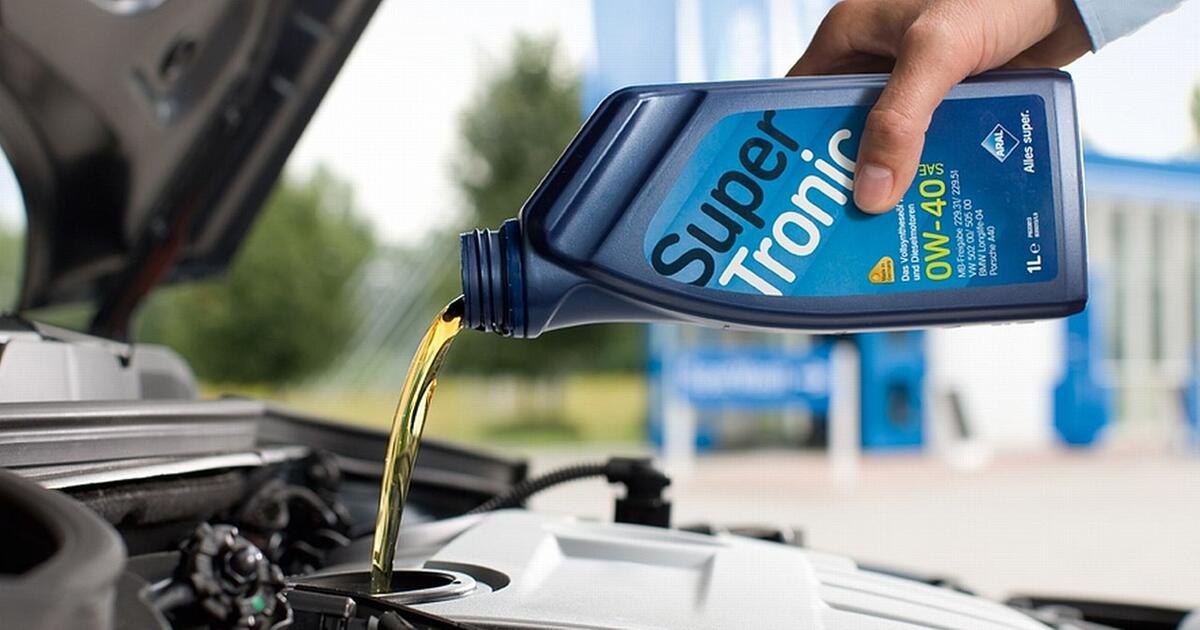 So führen Sie selbst einen Ölwechsel am Auto durch | GMX